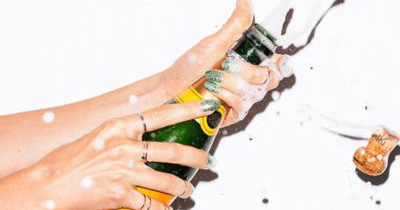 Modern Manners: 14 Rules to Observe at Parties | Miss FQ